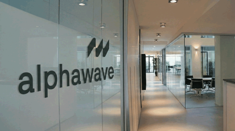 Alphawave: Der Aufstieg eines deutschen Quant-Hauses - VC Magazin
